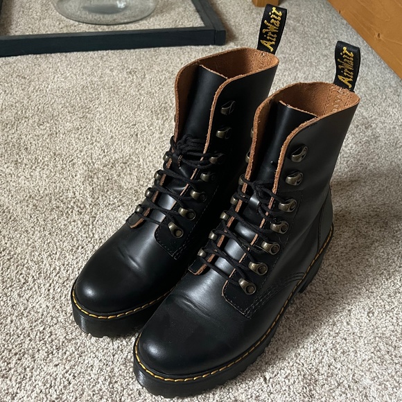 Dr. Martens | Shoes | Doc Martens Leona Platform Boot | Poshmark